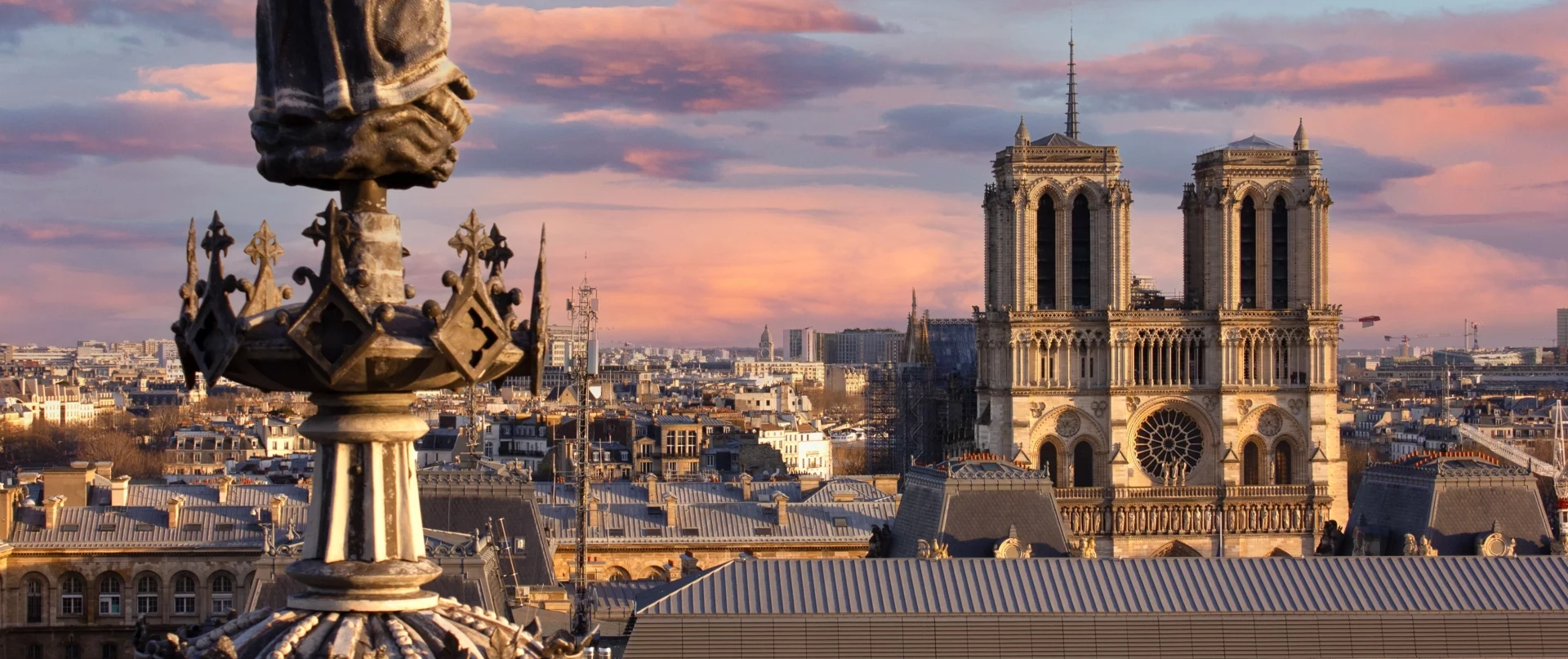 Notre Dame Official Logo